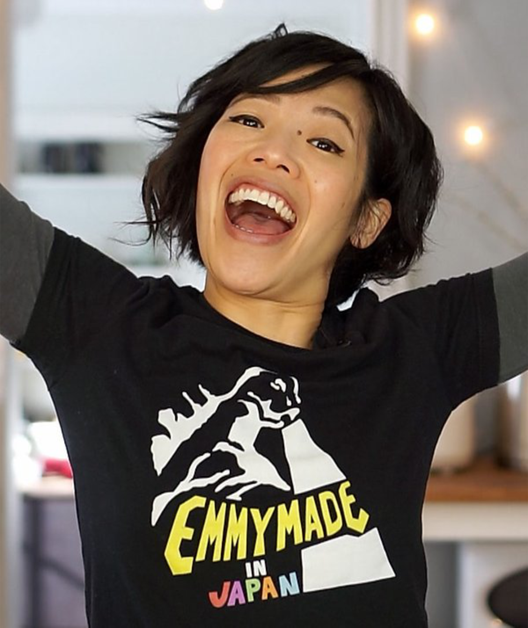 Regardez "Emmy Eats France - tasting French snacks & sweets ...